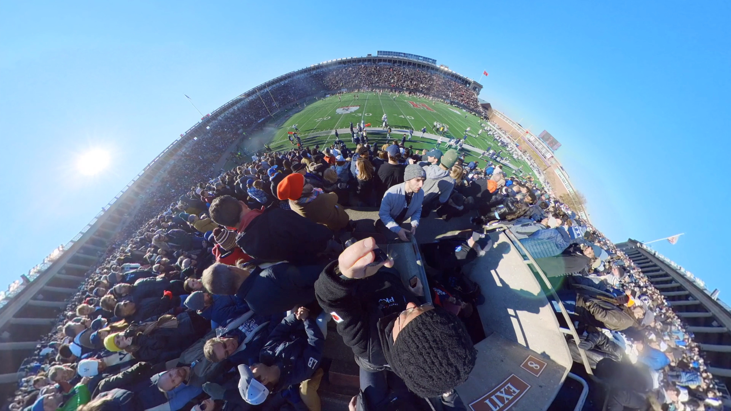 Morse, Lusternik and Schnirelmann - Quantum Calculus